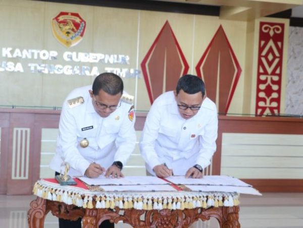 Lindungi Pekerja Migran Asal NTT, Gubernur NTT dan Menteri P2MI Teken MoU