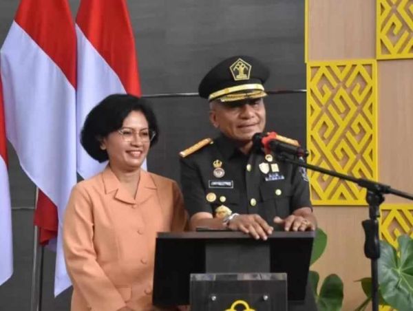Gantikan Marciana Jone, Silvester Sili Laba Resmi Jabat Kakanwil ...