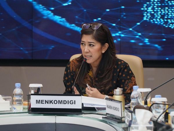 Menteri Meutya Paparkan Langkah Strategis Komdigi Tata Ruang Digital ...